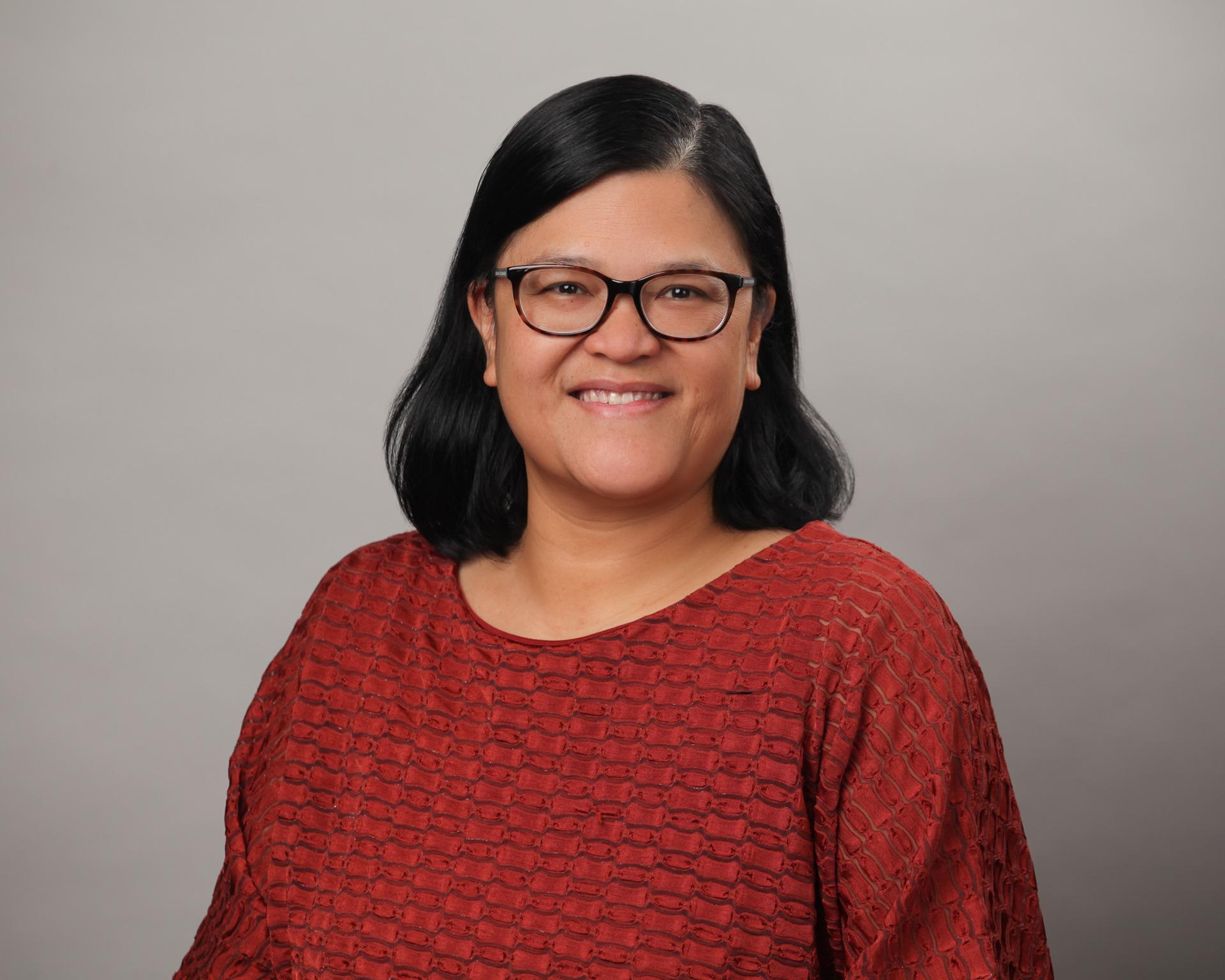 Lynn Hansen headshot